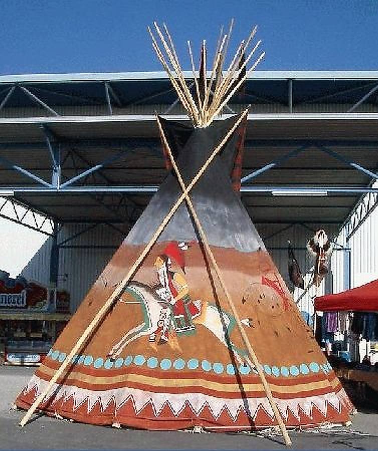 Native American Tipis | FamWest natural tents