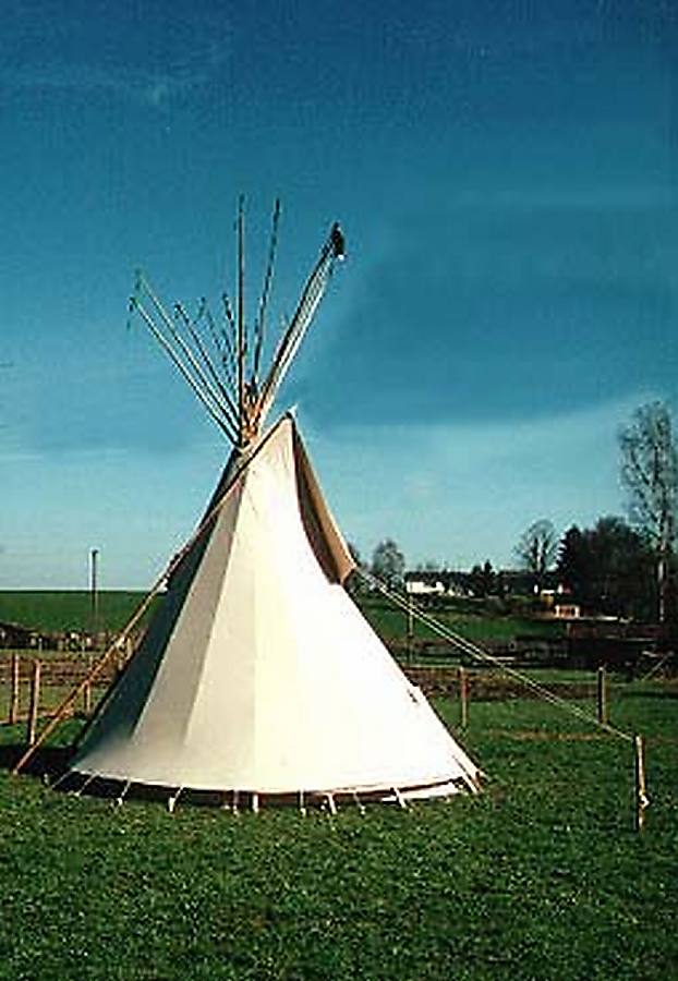 Native American Tipis | FamWest natural tents
