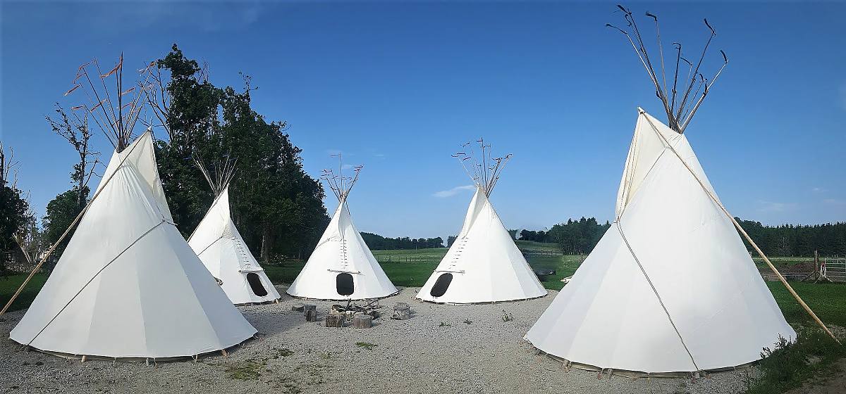 Tipi village - summer camp